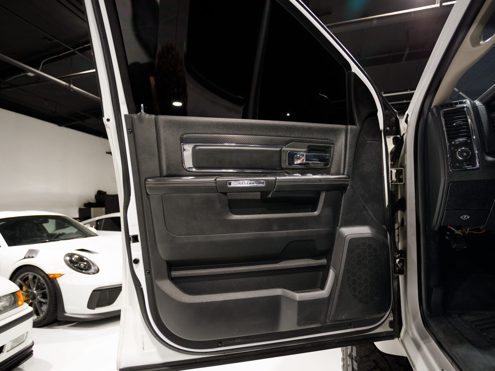 2013 Ram 3500 SRW – SEMA Show Build