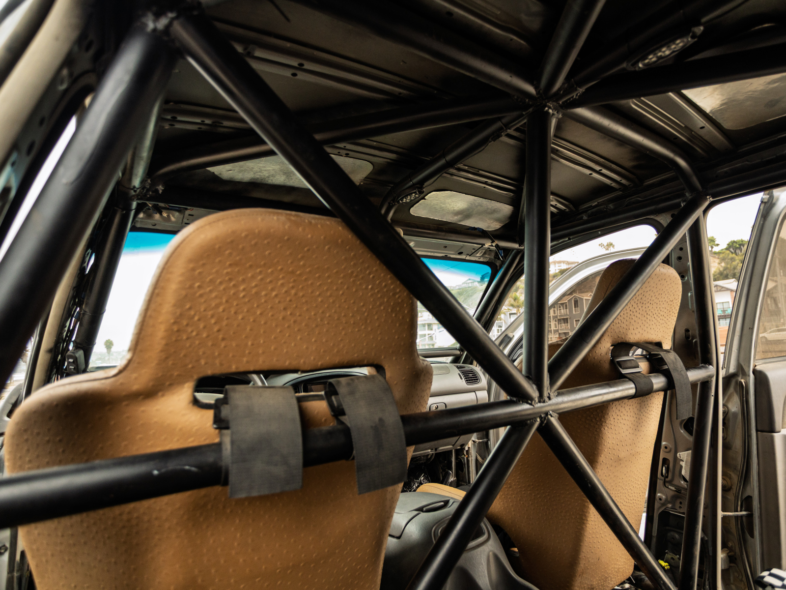 2006 Toyota Tundra | Purpose-built Prerunner