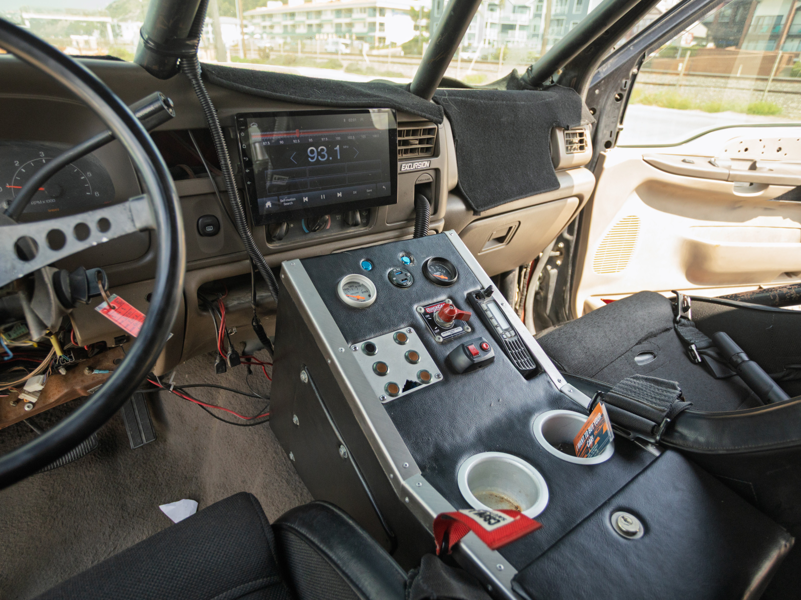 Beamed and Linked 2000 Ford Excursion | Fully Caged